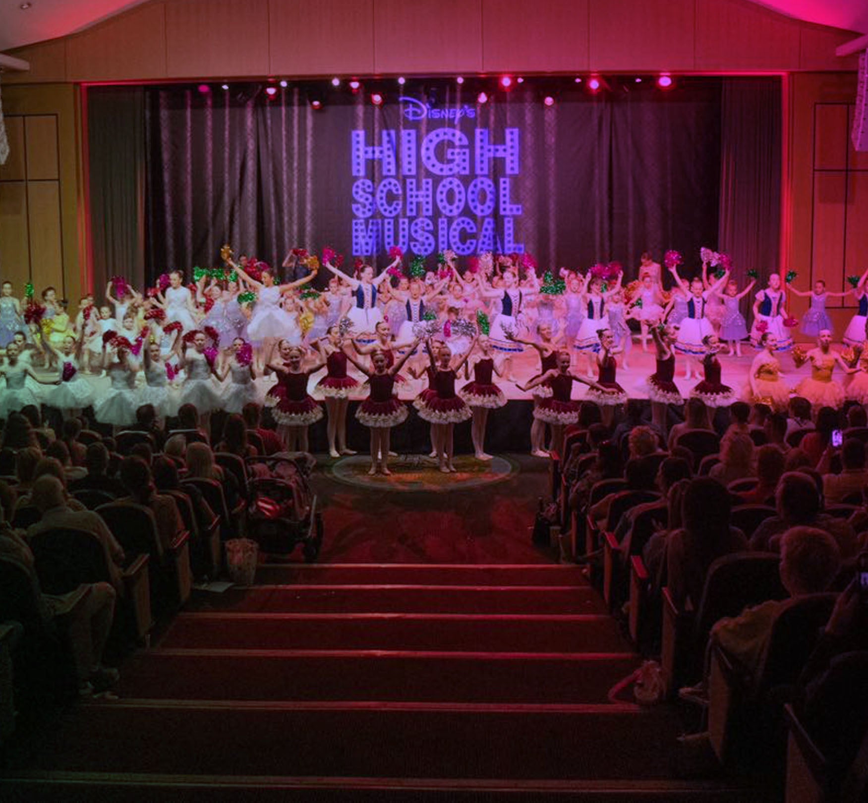 Niamh Fitzpatrick Ballet Academy – Dance World